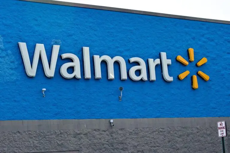 Walmart Shopper Shot Dead in Front of His Horrified Wife | NetworkNewsLive
